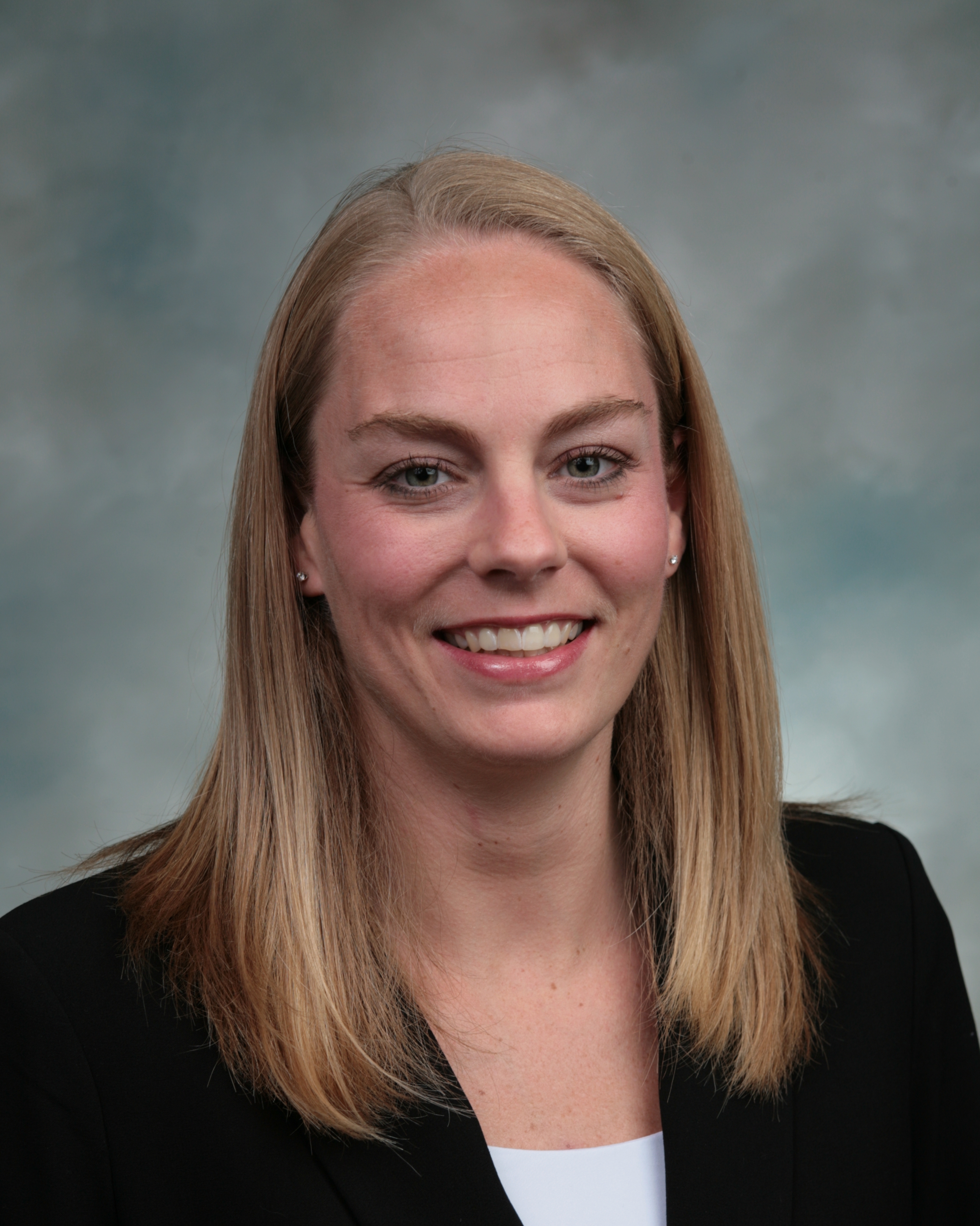 sarah-blomenkamp-color – Innovate Physical Therapy